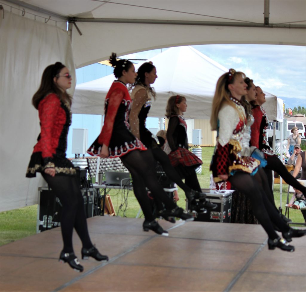 Irish Dance – Bear Towne University Store
